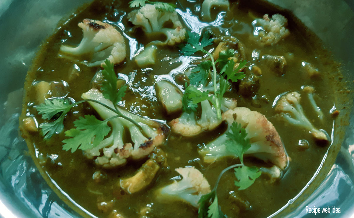 Hariyali Gobi recipe, Spinach Cauliflower curry recipe.